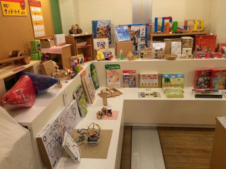 TOKYO TOY MUSEUM AND TOY SHOP - INSIDER'S GUIDE