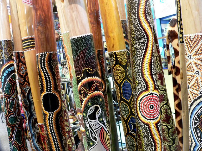 27 BEST AUSTRALIAN SOUVENIRS TO BUY