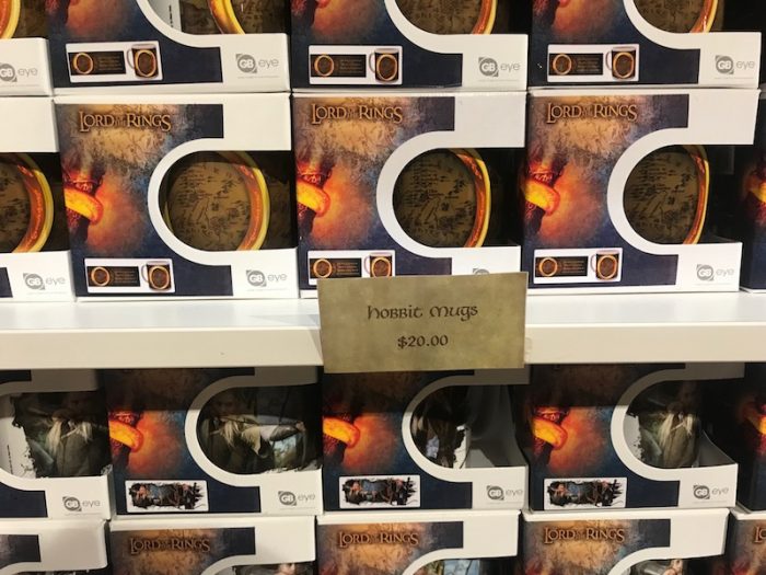 OFFICIAL HOBBITON GIFT SHOP - 10 BEST THINGS TO BUY!