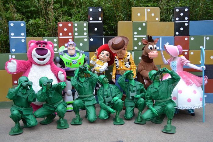 BEST CREATIVE DISNEY WORKSHOPS YOU CAN JOIN IN!