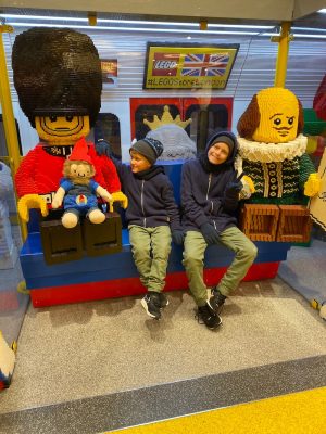 GUIDE TO HAMLEYS TOY SHOP LONDON - BEST TOY STORE
