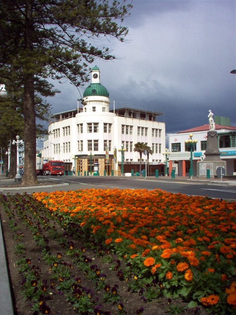 ULTIMATE GUIDE OF THE BEST THINGS TO DO IN NAPIER