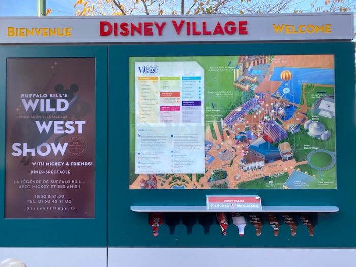 DISNEYLAND PARIS CHRISTMAS TIME - INSIDERS GUIDE